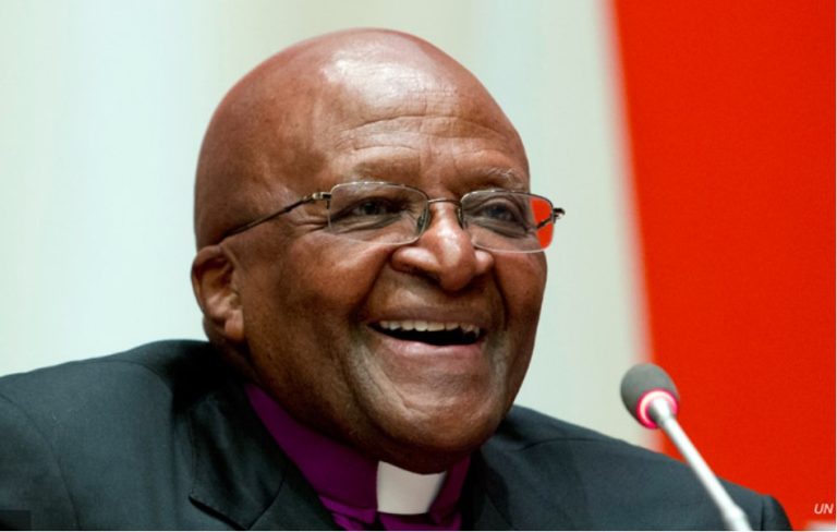 Remembering Archbishop Desmond Mpilo Tutu – Graca Machel Trust